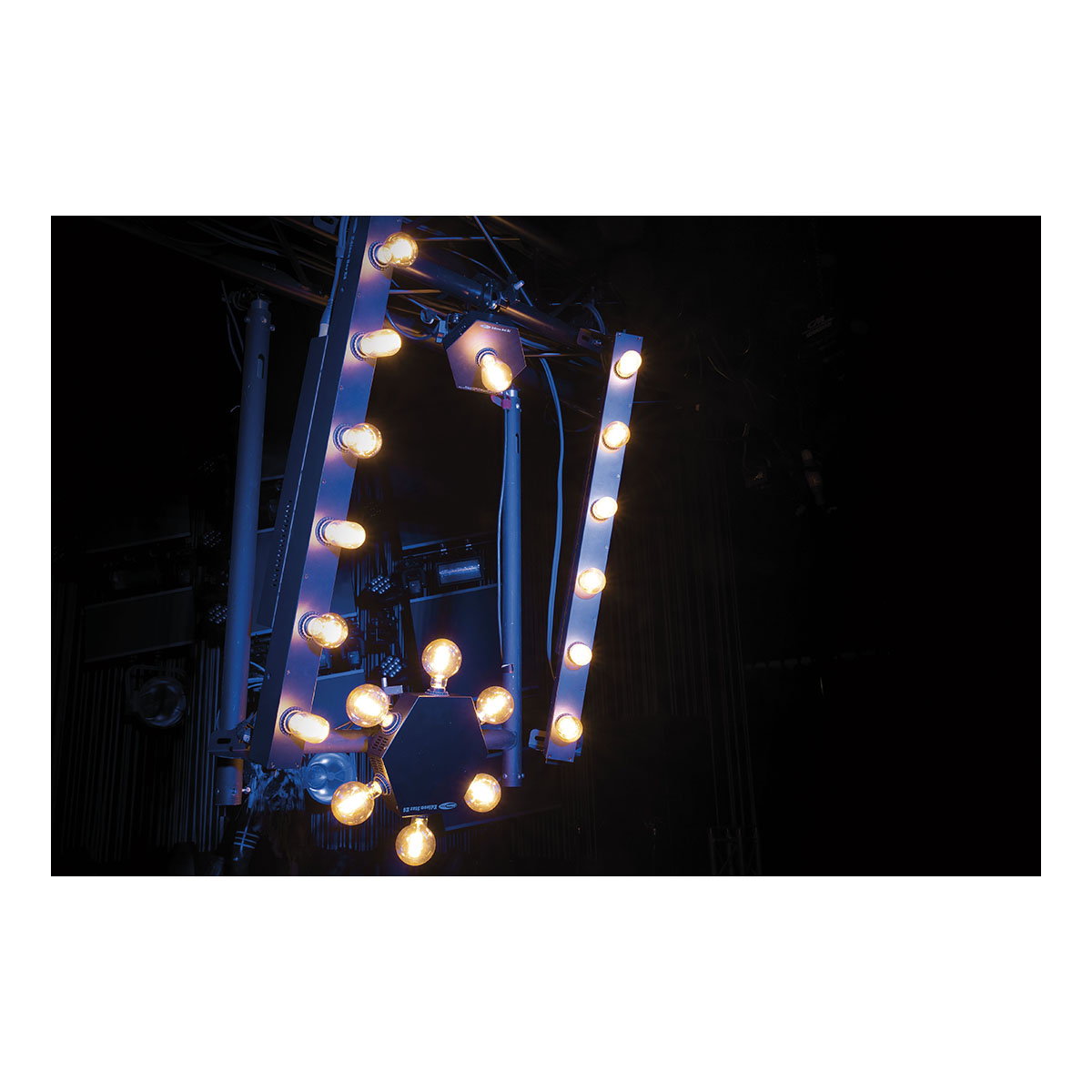 Showtec Edison Bar E6 - DMX LED Dimmer E27 kopen? | Stage Roads